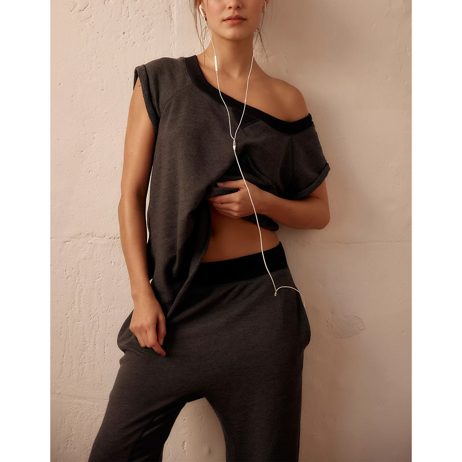 TLK10130ZBlack 2 - imgsha